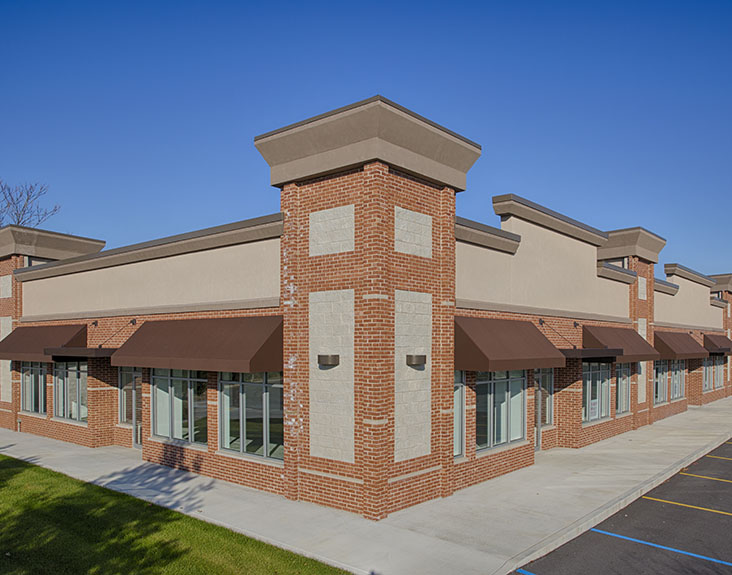 Commercial Post Frame Strip Mall | Valparaiso, IN | FBi Buildings