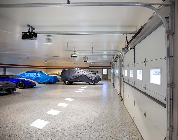 Hobby Shop and Garage for Classic Cars | Illinois | FBi Buildings